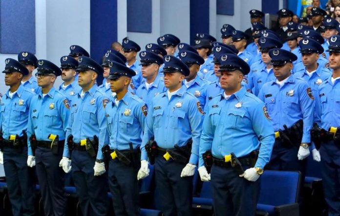 Puerto Rico cuenta con 221 nuevos agentes de la Policía - WIPR