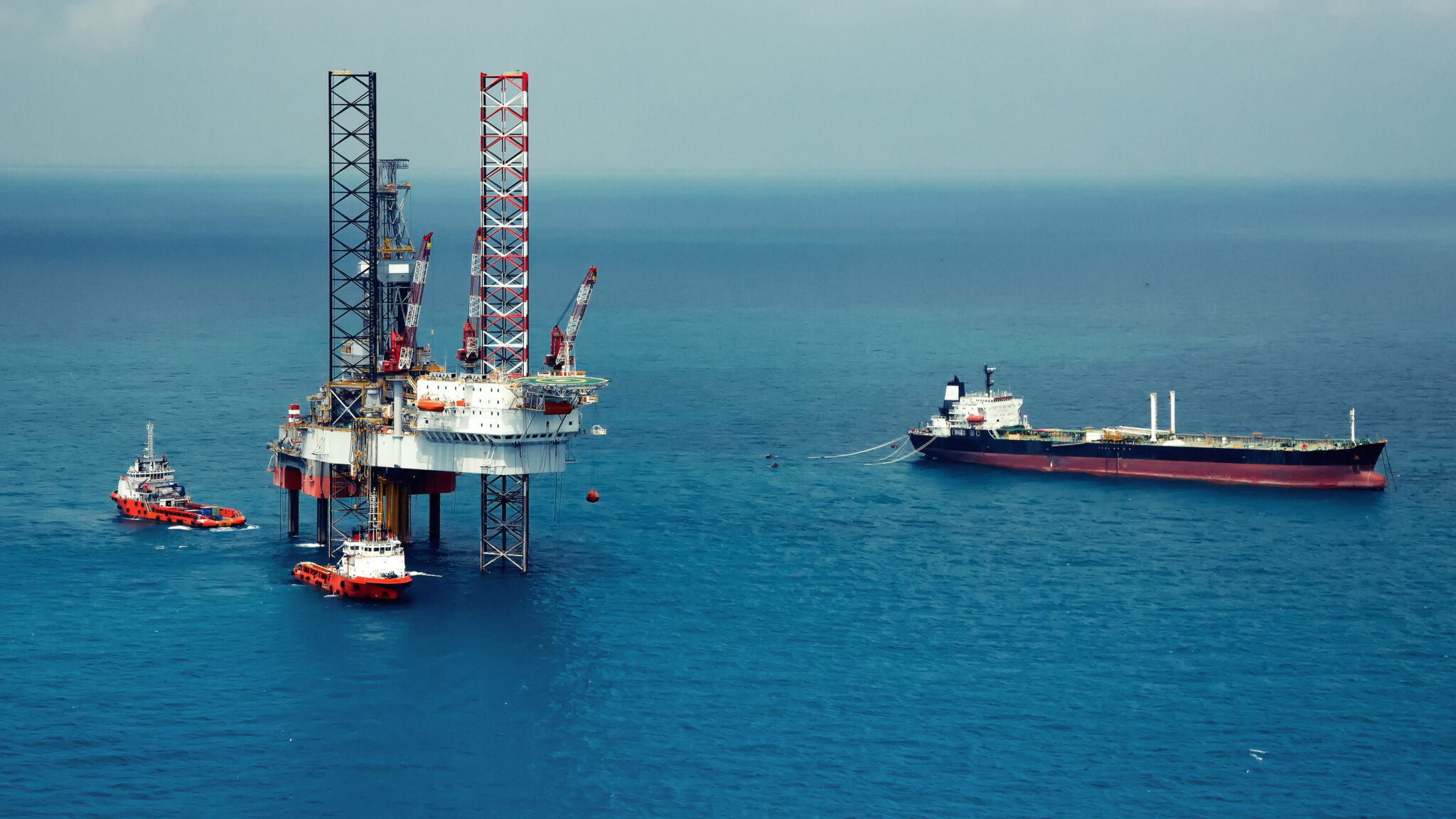 Gobierno de EEUU da dispensa a Leyes de Cabotaje para traer diésel a ...