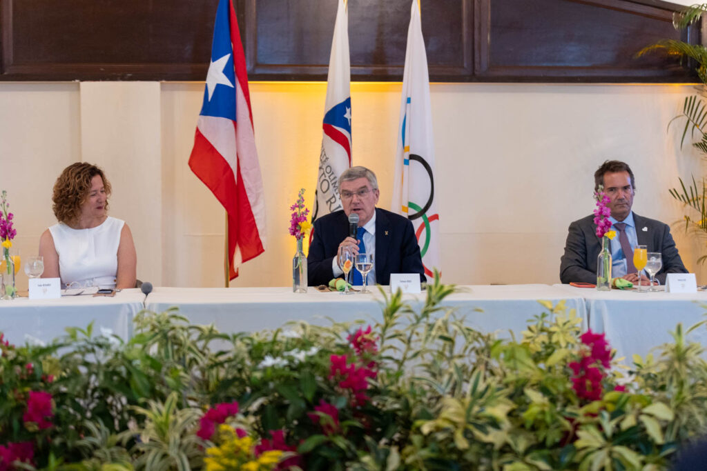 COPUR recibe certificado de reconocimiento del Comité Olímpico ...