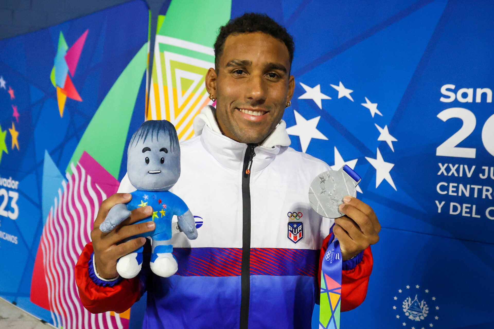 Tercera medalla de plata para Yeziel Morales - WIPR