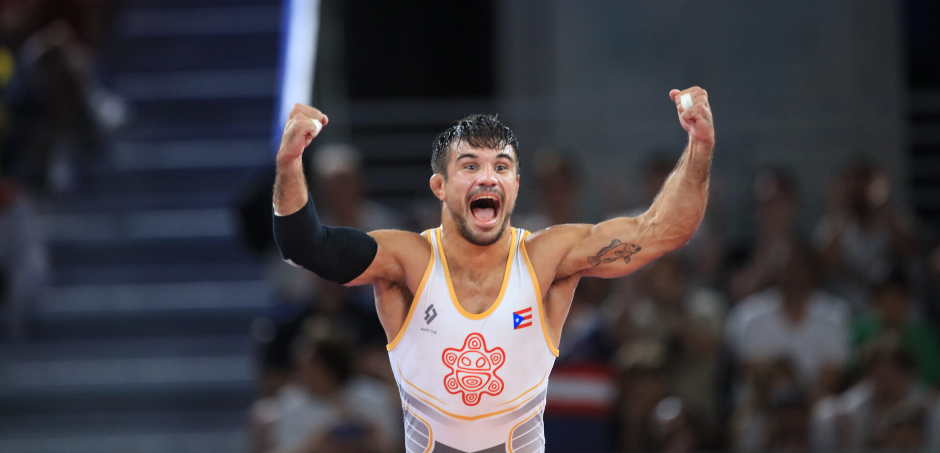 ¡Lo logró! Sebastián Rivera gana la segunda medalla olímpica para ...