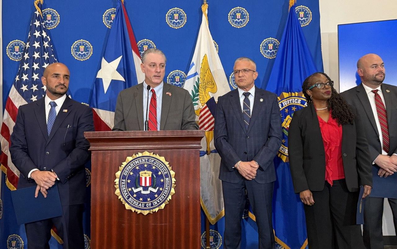 C Dobleta y agente de la Policía entre arrestados en operativo federal ...