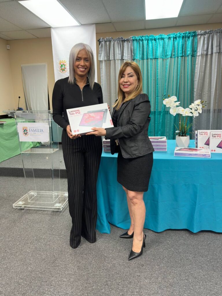 Impulsan modernización en manejo de casos con entrega de tabletas a ...