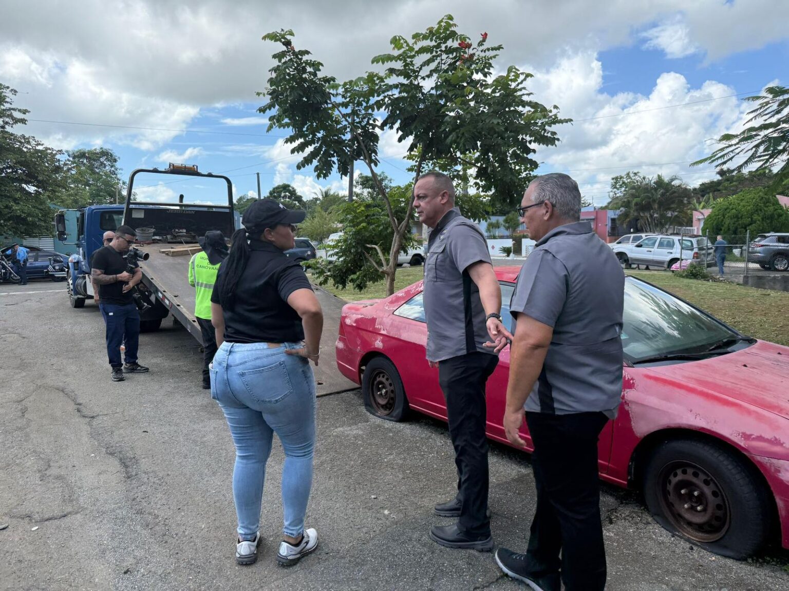 Alcaldesa de Canóvanas reporta resultados de operativo de impacto comunitario en La Central - WIPR