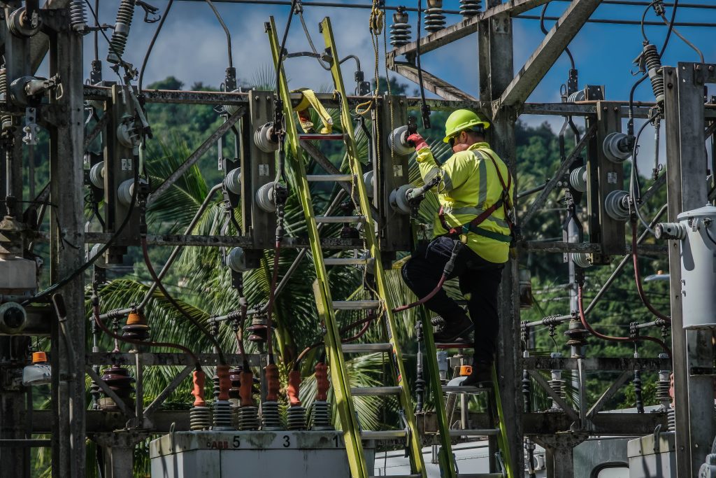 LUMA instala nuevo transformador en subestación de Caguas - WIPR
