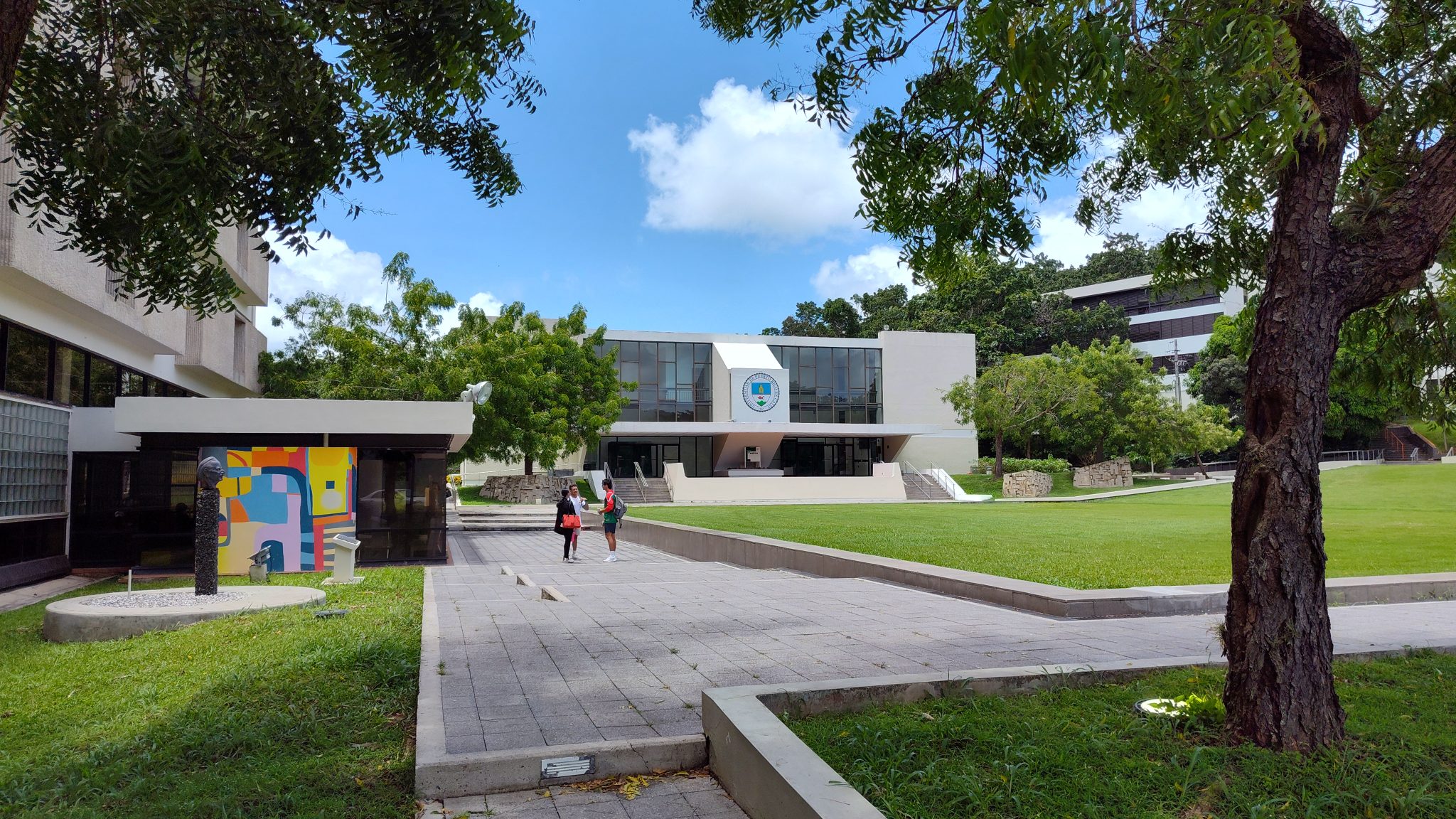 UPR Cayey impulsa diálogo sobre liderazgo e innovación empresarial - WIPR